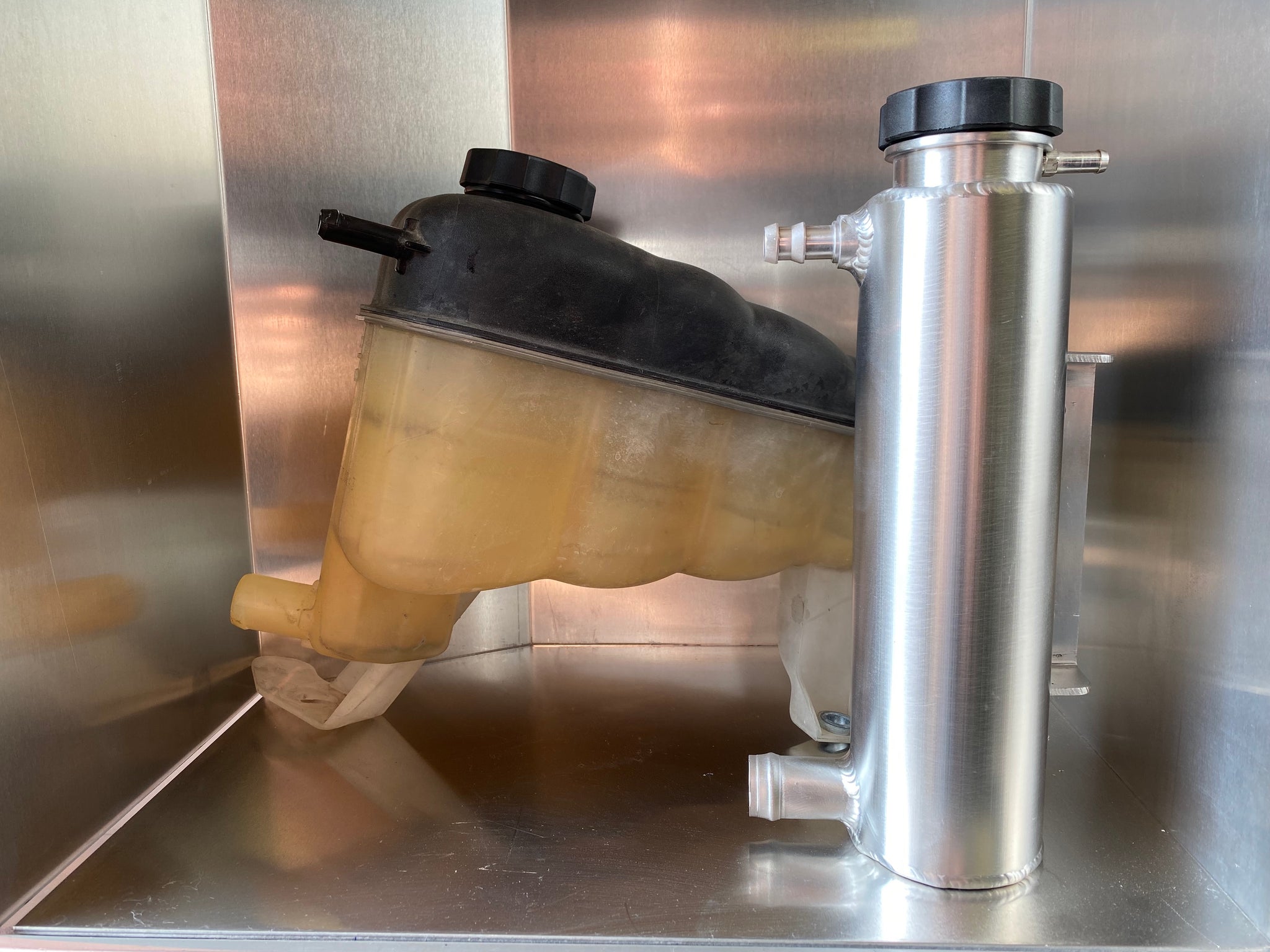 GM Truck And SUV Aluminum Coolant Tank – Twisted Metalworkz