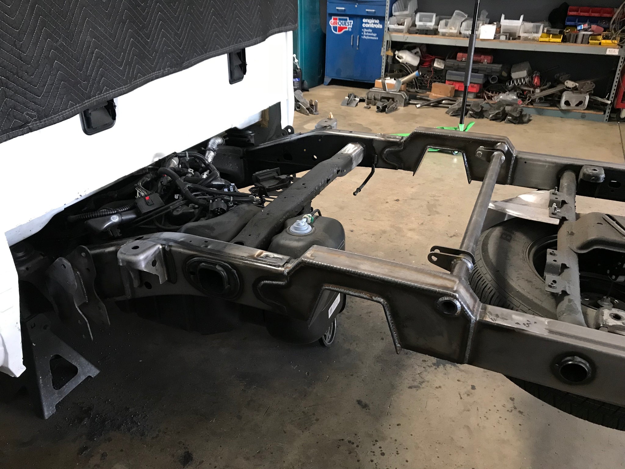 2019-2025 Silverado/Sierra Underbed Notch – Twisted Metalworkz